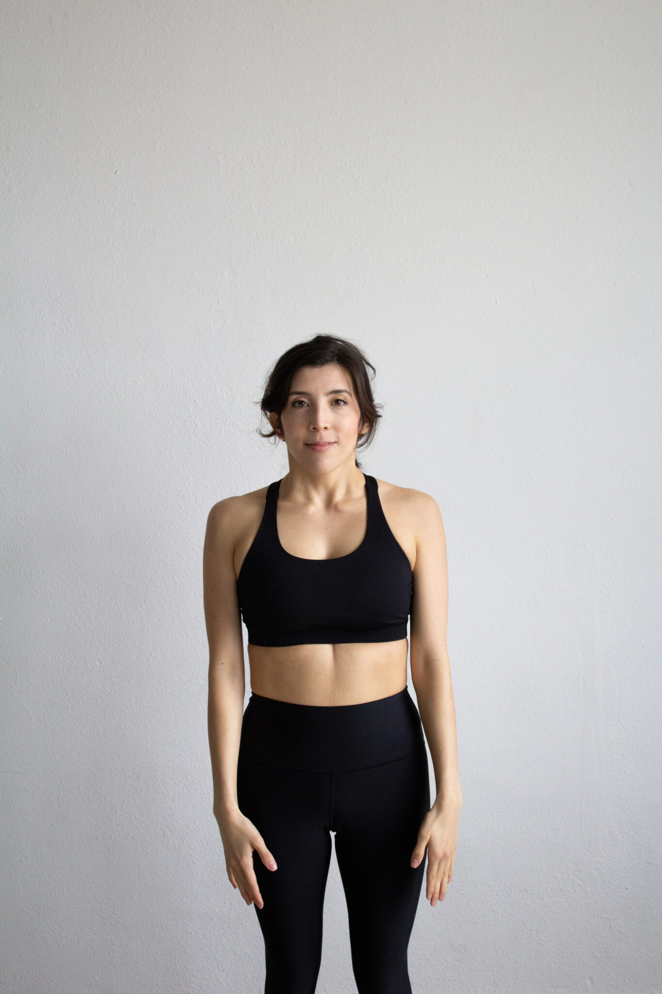 21 Easy Handstand Drills to Help You Balance - Elizabeth Vigen