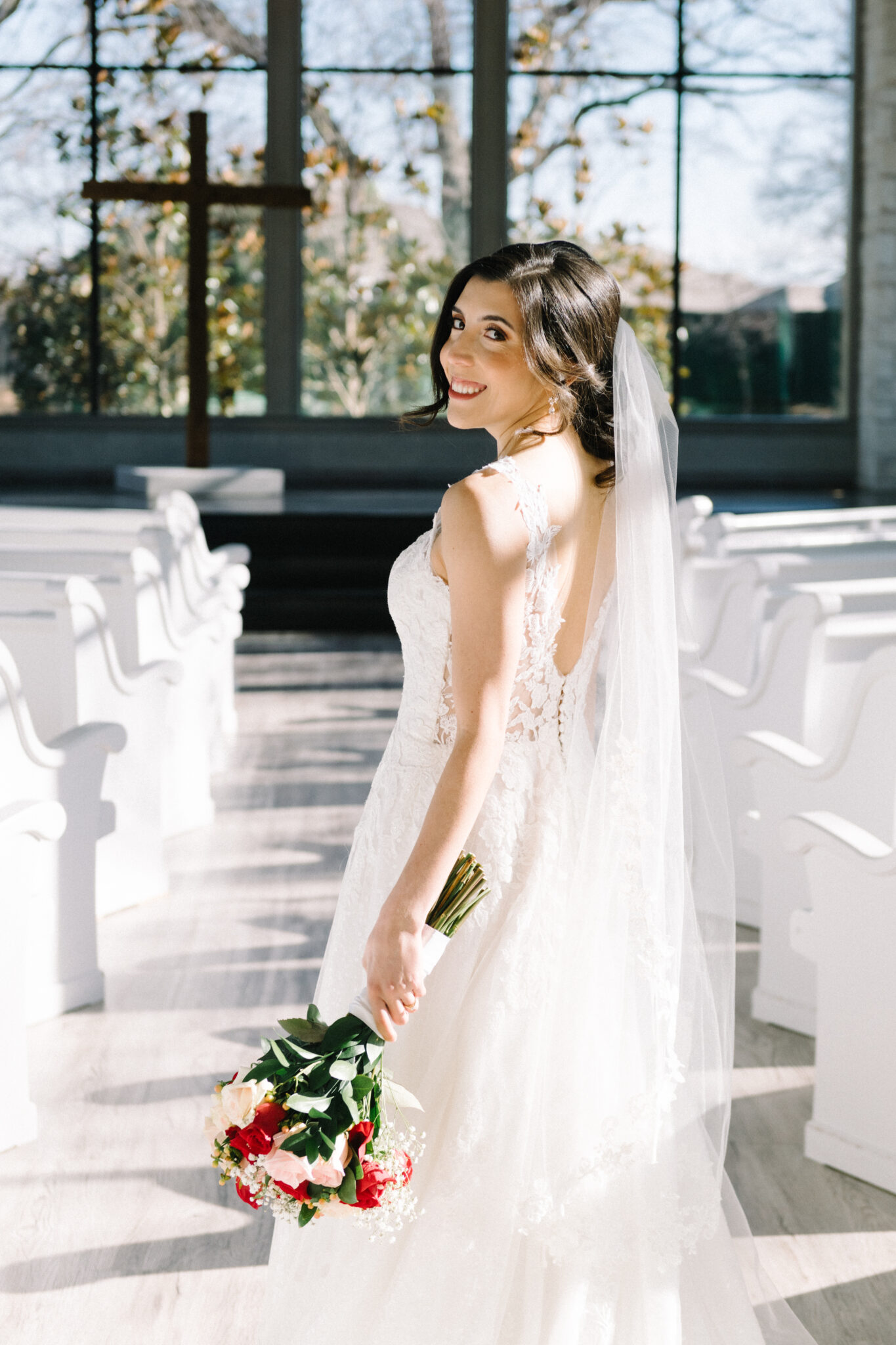 10 Stunning Bridal Portrait Ideas to Capture Your Fairytale Moment ...